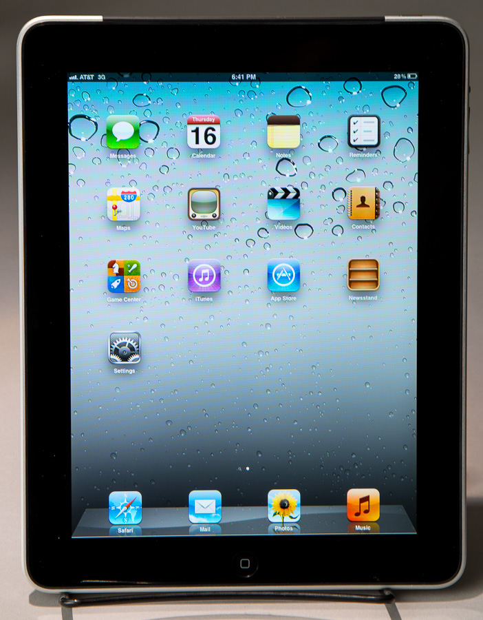 iPad 64 Gig, Gen 1, with WiFi and 3G Cellular - PERFECT - Model A1337 ...